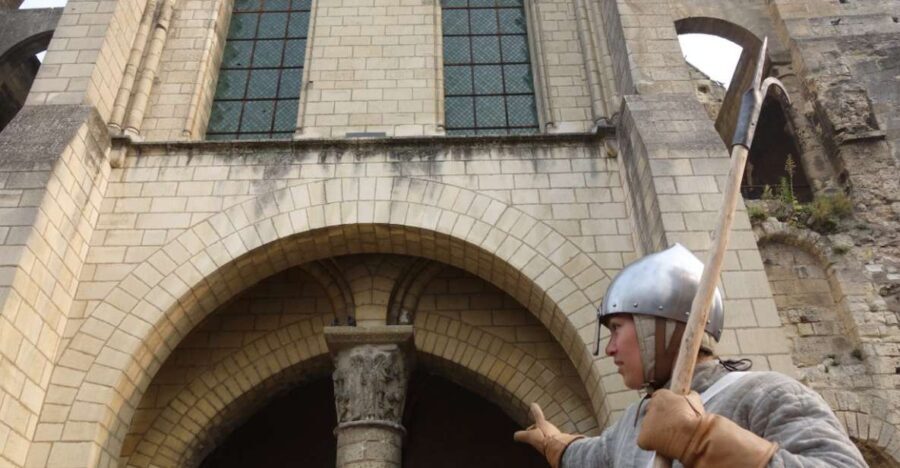 Immersive guided tour of Tours in the 13th century. - Who Will Love This Tour?