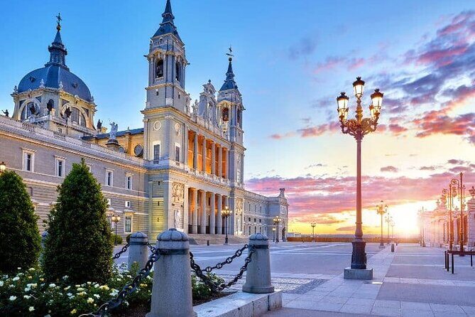 Imperial Madrid: Royal Palace and the Habsburg dynasty in Madrid - Practical Details and Tips for Your Tour