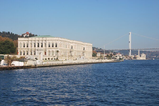 Istanbul Bosphorus Tour With Whirling Dervish Show - Exploring the Itinerary