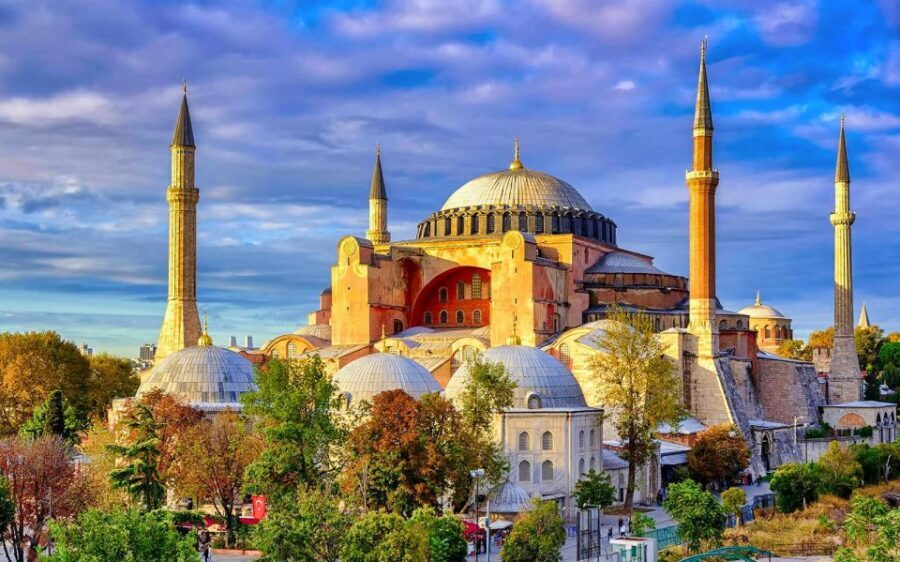Istanbul: Guided Old City Tour and Bosphorus Sunset Cruise - Lunch with a View