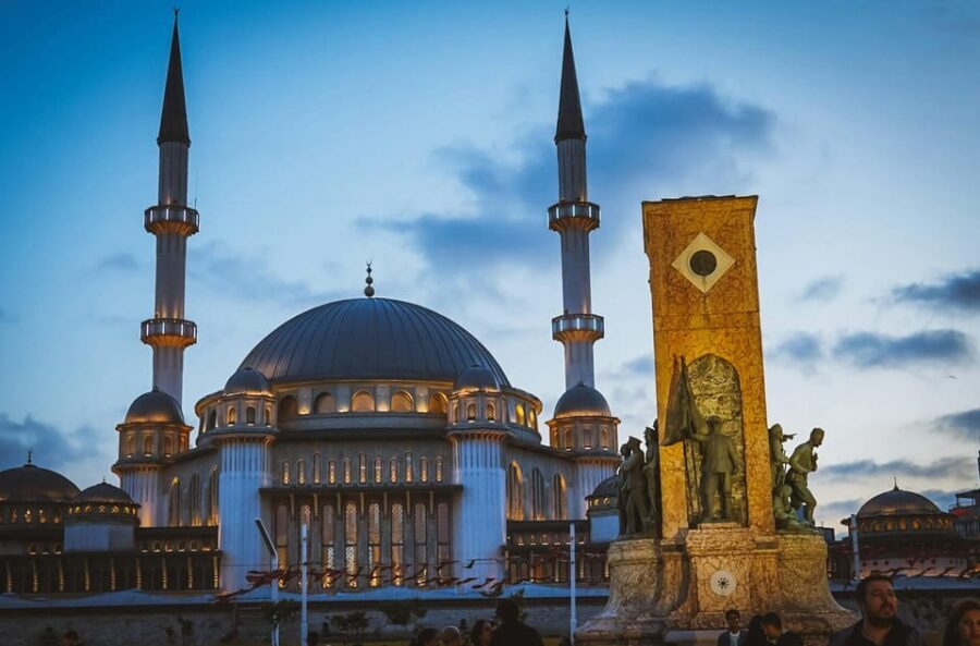 Istanbul: Taksim District Half-Day Walking Tour - Practical Details and Considerations