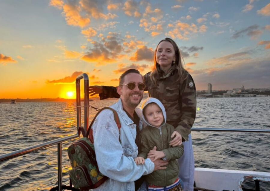 Istanbul:Golden Horn&Bosphorus Sunset Cruise on Luxury Yacht - Who Should Consider This Tour?