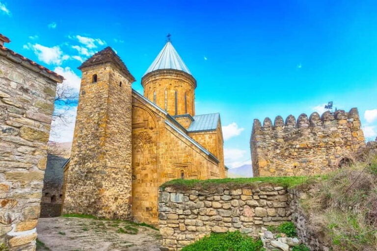 Kazbegi, Ananuri, Gergeti: Full-Day Private Mountain Tour - The Practicalities: Transportation, Cost, and Timing