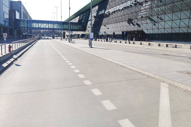 Kraków Balice Airport Transfer: Private One Way - Why This Service Works Well