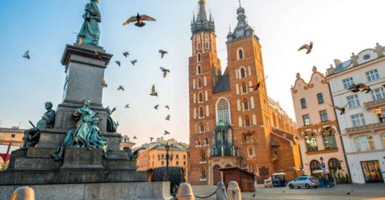 Krakow: City Walking Tours - The Experience of the Old Town Tour