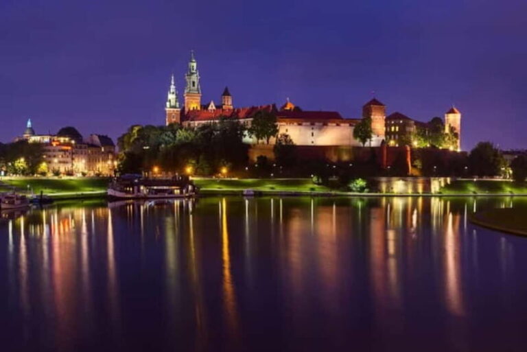 Krakow: Private Evening Boat Tour - Who Is This Tour Best For?