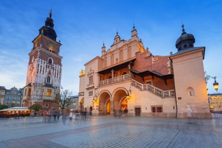 Krakow's Old Town, St. Mary's Basilica and Rynek Underground - The Overall Experience: What We Loved