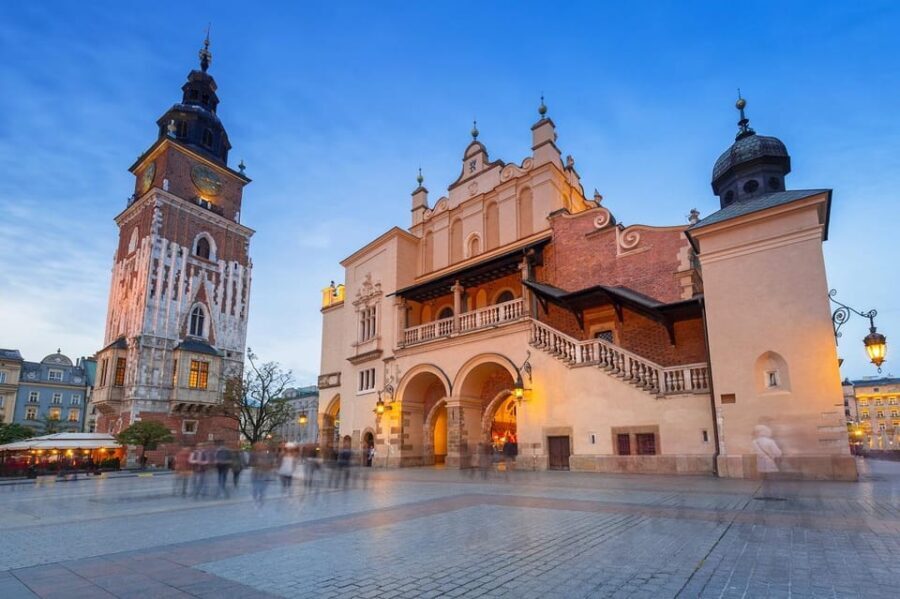 Krakow's Old Town, St. Mary's Basilica and Rynek Underground - The Overall Experience: What We Loved