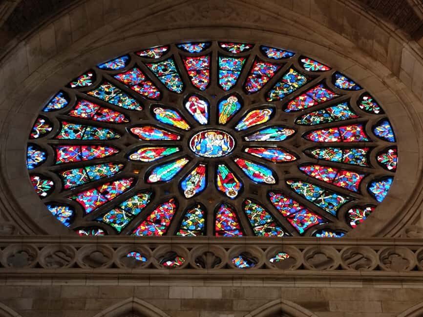 León: Private tour with a local art historian - Practical Details and Value