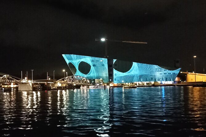Light Festival Boat Tour max. 10 Guests incl. Gluwhein/Snacks - The Itinerary Breakdown: A Night of Lights and Iconic Sights