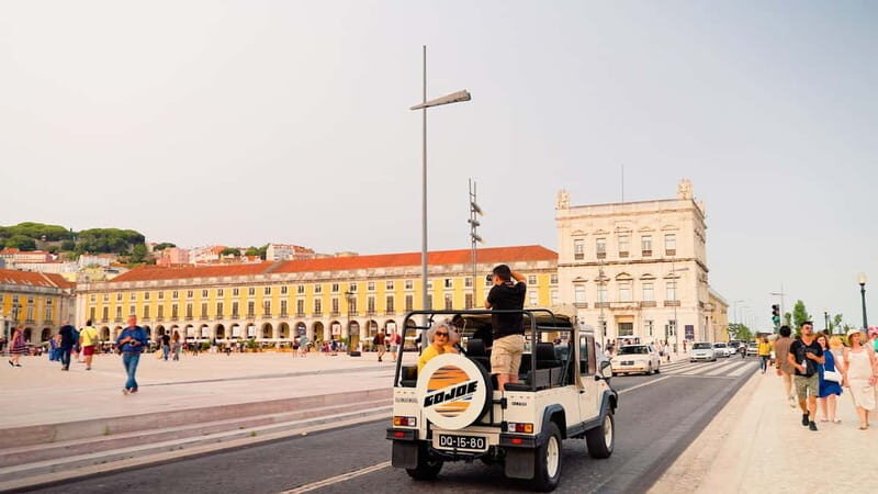 LISBON DAILY TOUR in a Vintage Jeep with FOOD&DRINK Tastings - Food and Drink Tastings