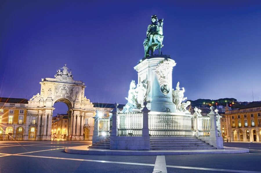 Lisbon: Fado Night Tour Dinner & Show - Is It Worth the Price? Analyzing the Value