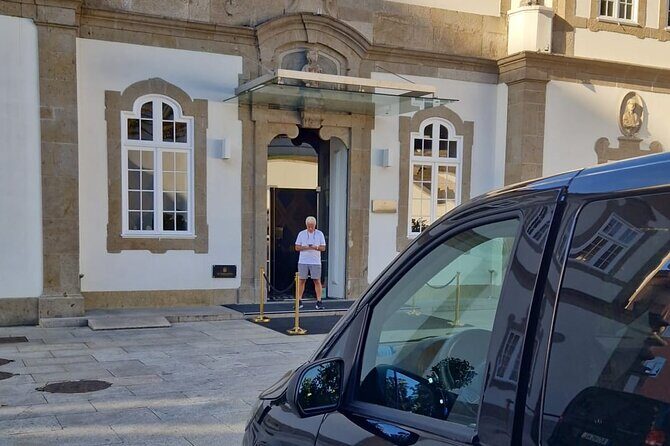 Lisbon to Porto with stops Obidos Nazare Fatima Coimbra Aveiro - Authentic Experiences and Hidden Gems