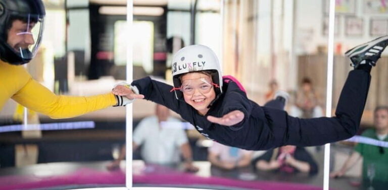 Luxembourg : Indoor Skydiving - The Experience in Detail: What You Need to Know
