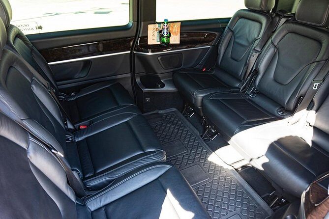 Luxury Warsaw Chopin Airport Transfer by private Minivan car - Who Is This Transfer Best For?