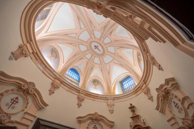 Madrid: Entrance to the Monastery of Las Comendadoras de Santiago - What the Reviews Say