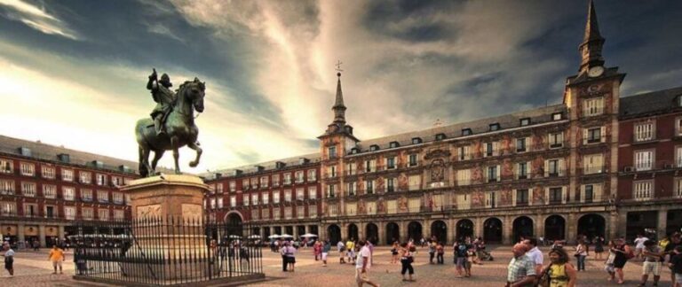 Madrid Old City - Guided Walking Tour up to 12 guests - 2,5h - Value and Practical Aspects