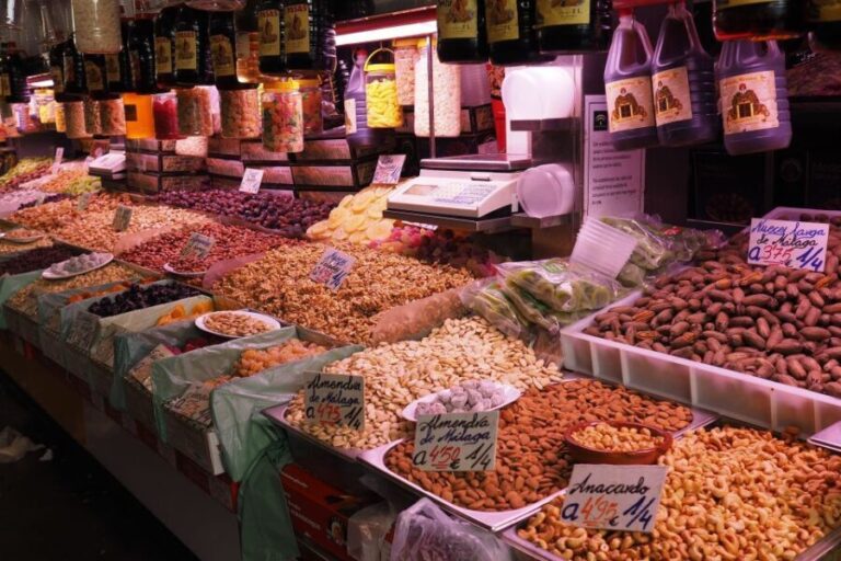 Malaga: City Center Walking Tour with Tapas Food Tastings - The Sum Up: Who Should Book?