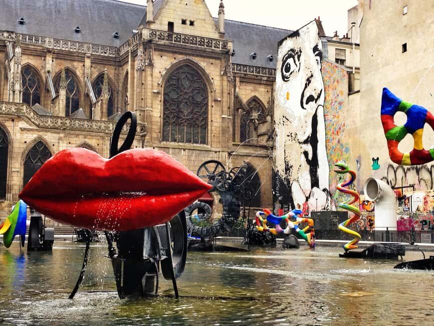 Marais: Discover the Medieval Heart of Paris - Practical Details and Group Experience