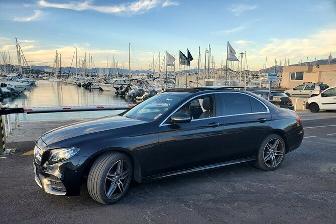 Marseille Provence Airport transfer  Aix-En-Provence - Punctuality and Reliability