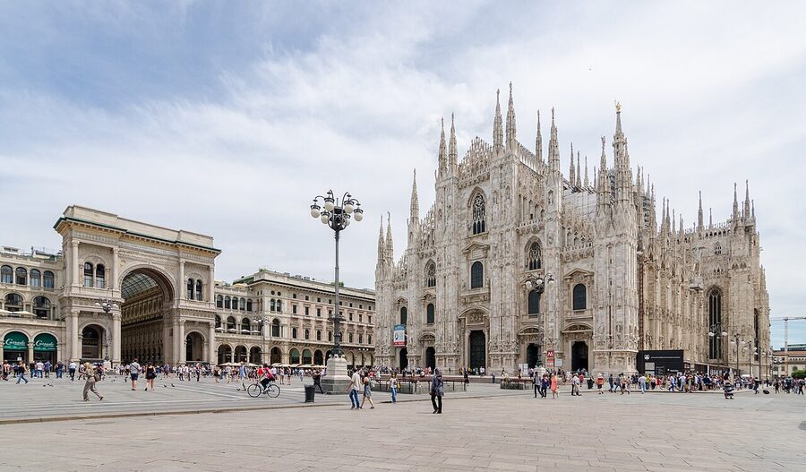 Milan Duomo and Galleria Vittorio Emanuele II side by side