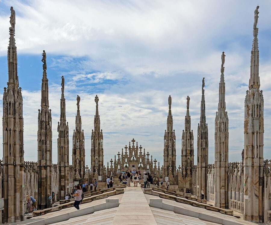 Walking west along the rooftop of the Milan Duomo