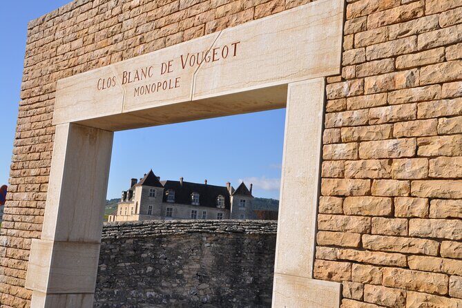 Multi Day Private Tour Prestige Burgundy with 12 Premiers & Grands Crus - Day 2: Côte de Beaune’s Prestigious Vineyards
