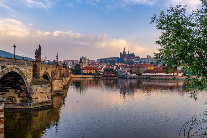 Munich to Prague - Private Transfer with 2 hours of Sightseeing - Who This Experience Is Best For