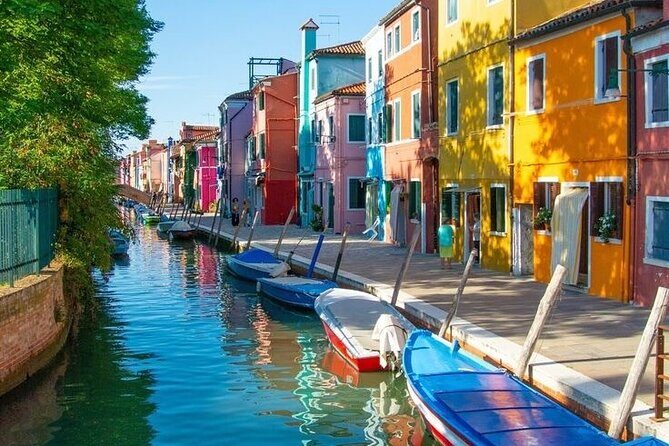 Murano and Burano cruise with glass blowing & audio guide - Practical Details and Tips