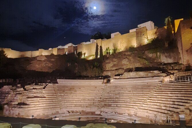 Mysterious Malaga Night Tour with Private Guide - What Travelers Can Expect