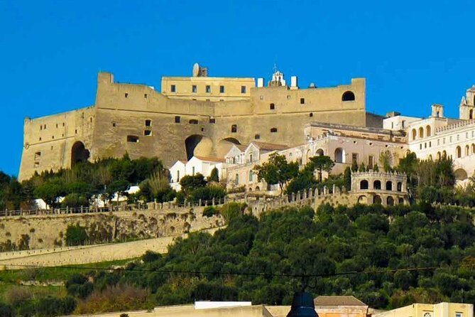 Naples panoramic tour and Monumental historic center. - FAQ