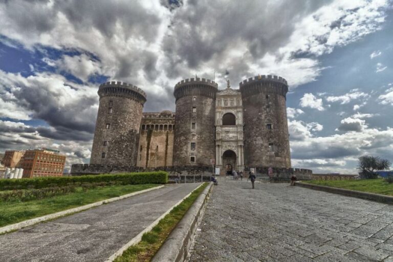 Napoli: Half-Day City Sightseeing Group Tour - What to Expect During Your Tour