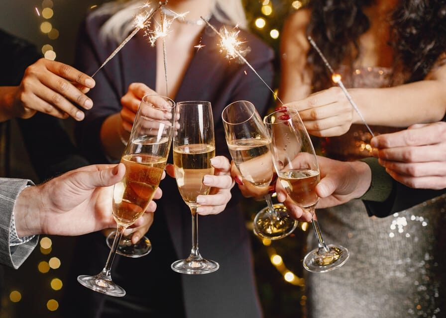 New Years Eve Luxury Boat  DJ, Buffet & Open Bar - Practical Tips for Booking