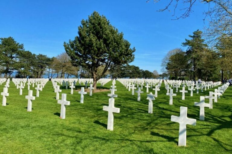 Normandy D-Day Landing Beaches Small-group trip from Paris - An In-depth Look at the Tour Experience