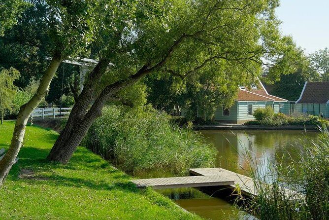 Off the beaten paths Dutch Country Side Private Tour in Jaguar - Analyzing the Value and Price