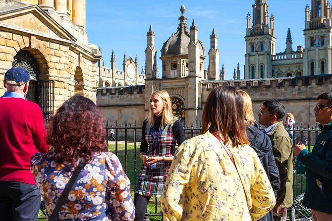 Oxford University Walking Tour With University Alumni Guide - The Experience: What to Expect