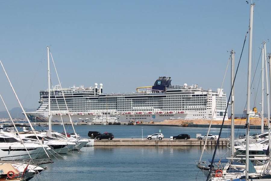 Cruise ship docked at the Palma de Mallorca port