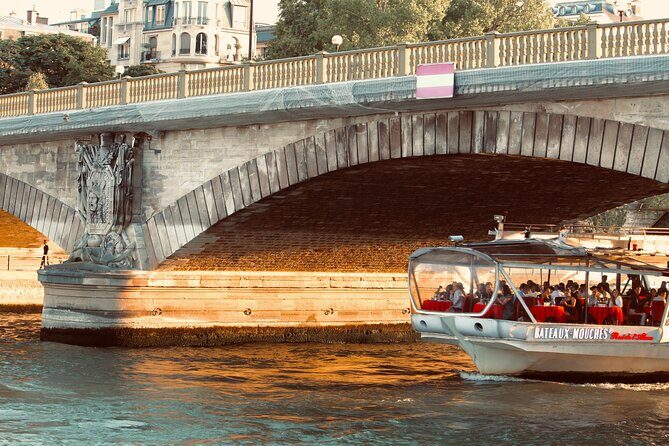 Paris: 1 Hour Seine River Cruise Ticket - Why choose the Seine River cruise?