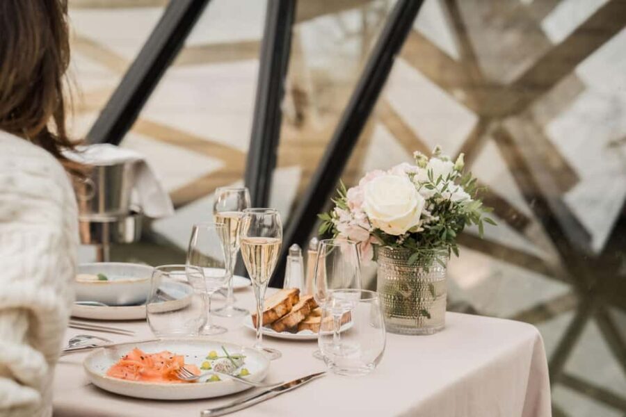 Paris : Christmas Special Lunch Cruise on the Seine River - The Experience From a Review Perspective