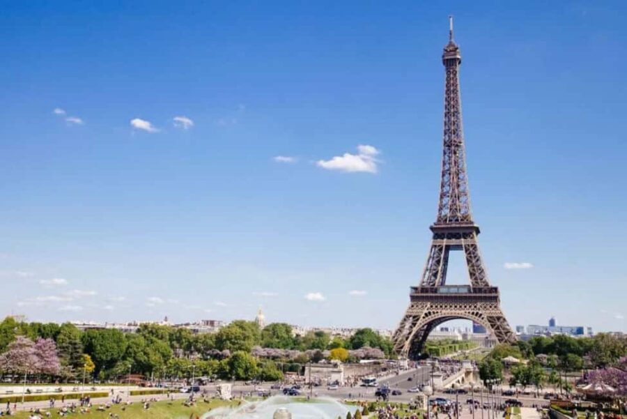 Paris: Eiffel Tower 2nd Floor Access with Seine River Cruise - What Makes This Tour Stand Out