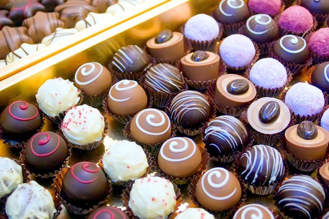 Paris Food Tour Small-Group Gourmet Experience with Lunch & Wine Tasting - Practical Considerations