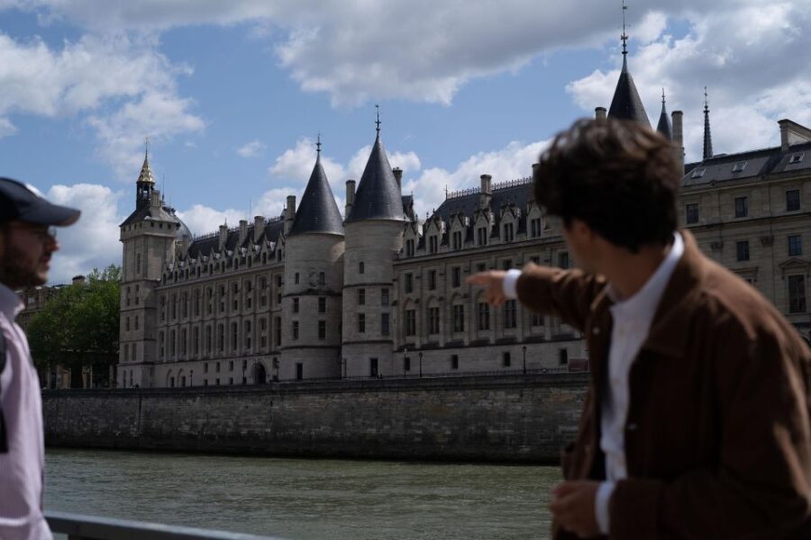 Paris Mysterious and Dark Stories Walking Tour - Small Group - FAQ