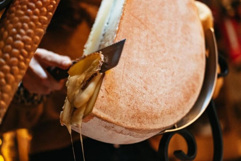 Paris: No Diet Club - Winter Unlimited Cheese Tour ! - Why This Tour Works