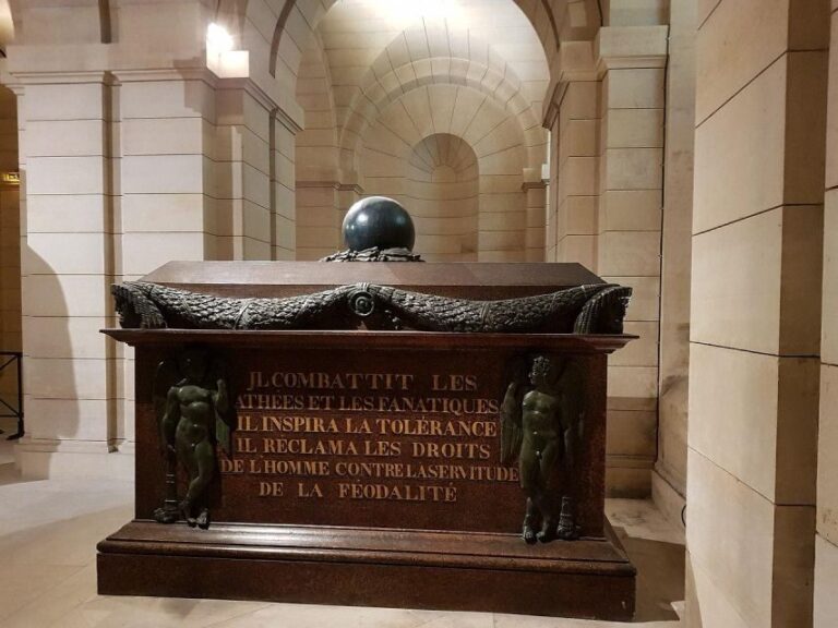 Paris: Panthéon Private guided tour with entrance ticket - The Itinerary in Detail