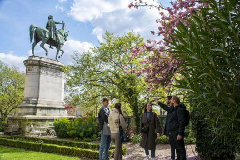 Paris Private Custom Tour: Half-Day with a Local Guide - Exploring Paris with a Custom Touch