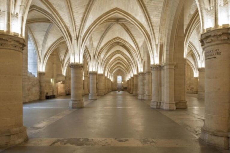 Paris: Ste-Chapelle, Conciergerie, Notre Dame Private Tour - Why This Tour Works for You