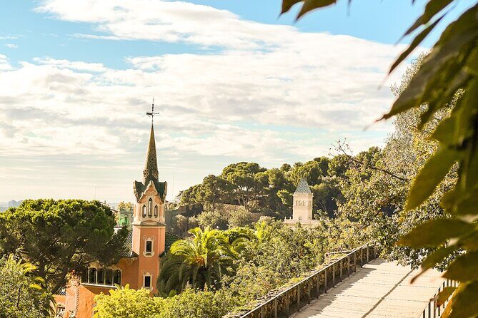 Park Guell and Sagrada Familia Tour with Skip the Line Tickets - Analyzing the Price: Is It Good Value?