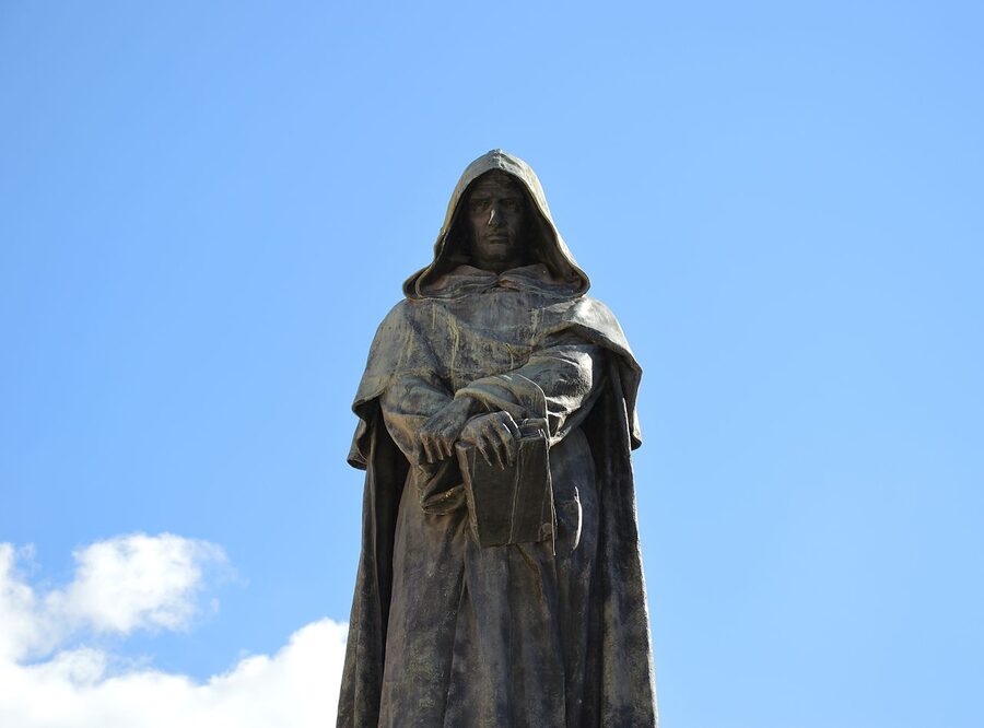 Giordano Bruno statue in Campo de Fiori, Rome