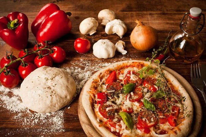 Pizza Training Experience. Como Area - Practical Details: What You Need to Know