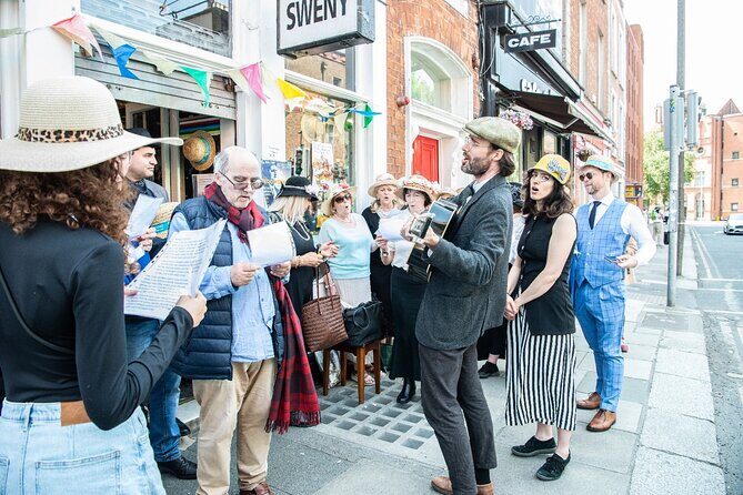 Poetry and Music Stroll Dublin - In-Depth: Exploring the Stops and Their Significance